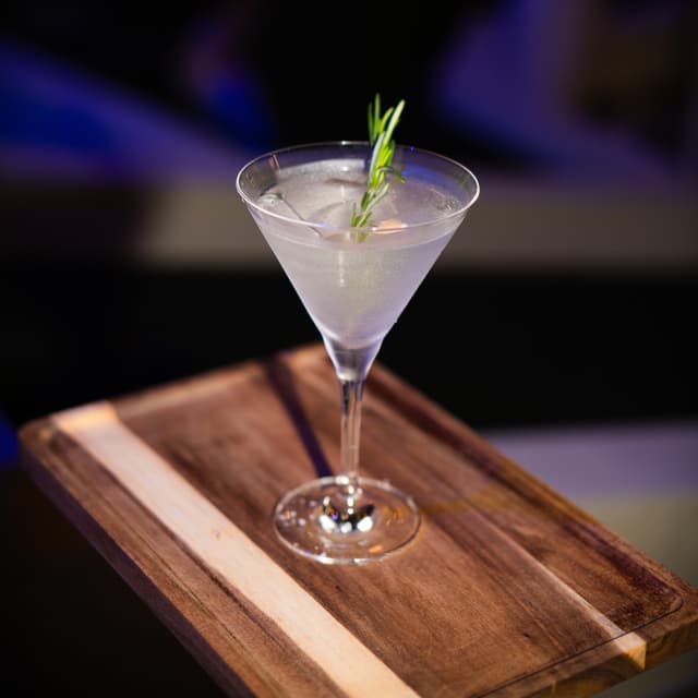 Putt Street Social | Canton, Ohio | Mini Golf, Dining & Cocktails